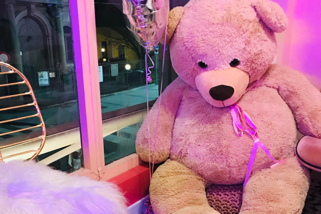 4 bar e ristoranti rosa a Milano super instagram - Milan Foodie Insider